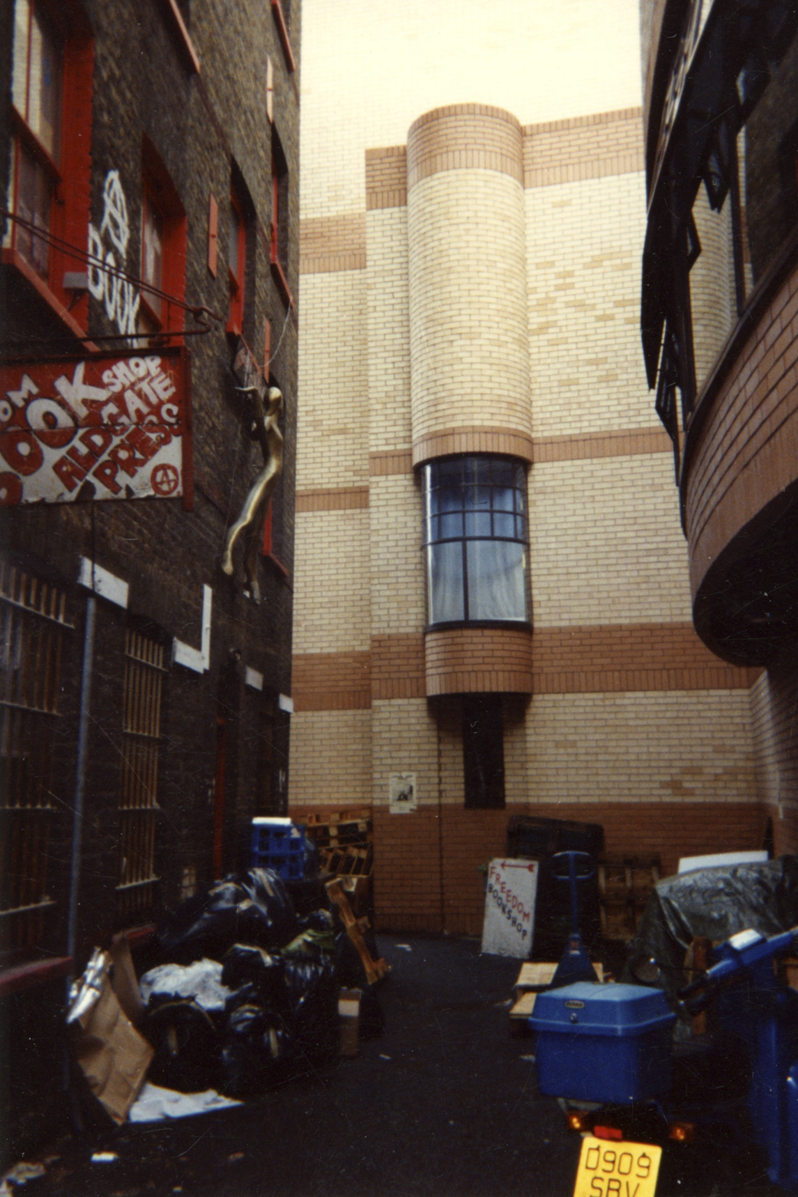 Aldgate Press – Lightboxes & Lettering Exhibition